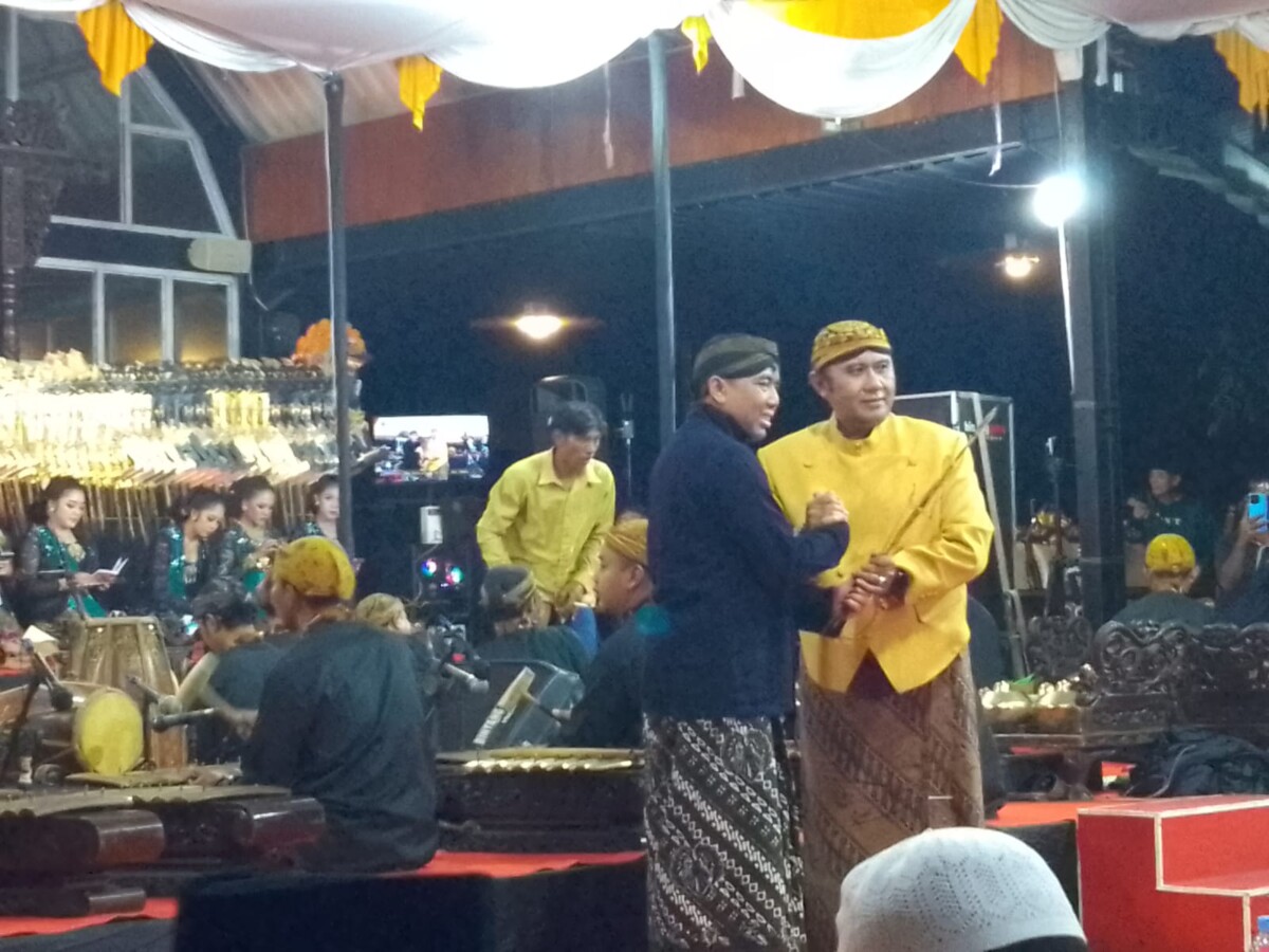 Tuntas Subagyo Gelar Wayang Kulit Wisanggeni Gugat - TELIKSANDI